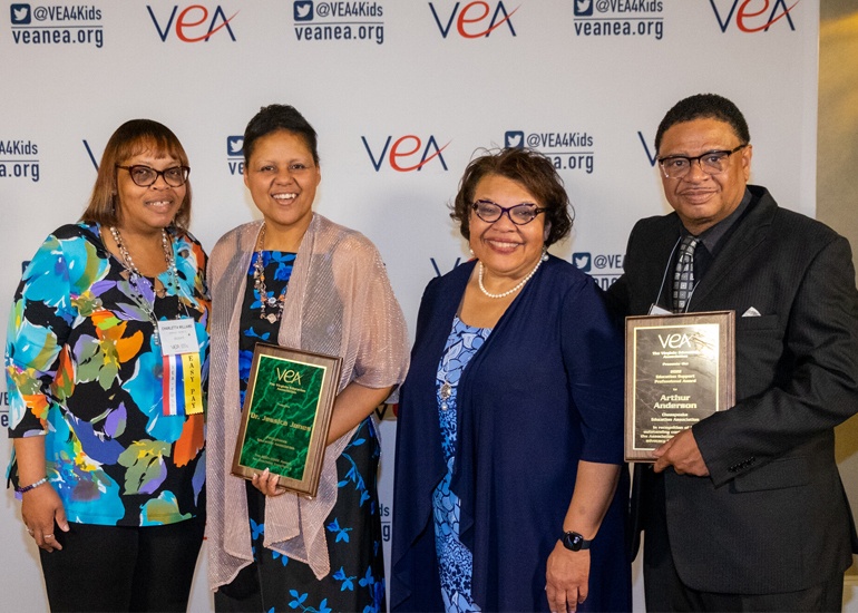 Photos: 2022 VEA Awards Dinner - VEA Website